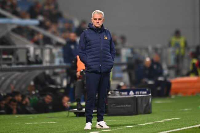 Portugal await Mourinho's answer for managerial vacancy