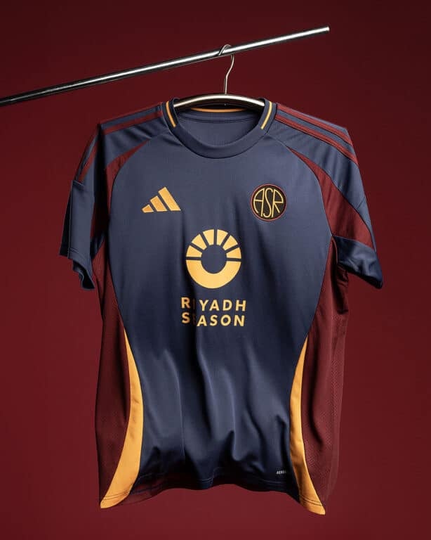 Roma reveal official third kit for 24/25 season