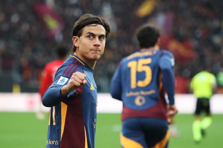 Paulo Dybala dismisses transfer rumors: "I always give my all for this ...